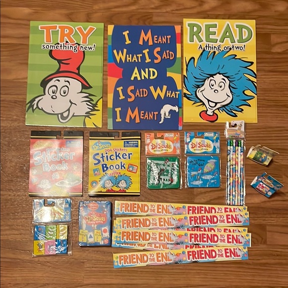 Dr. Seuss | Other | Dr Seuss Themed Educational Set Flash Cards Erases ...